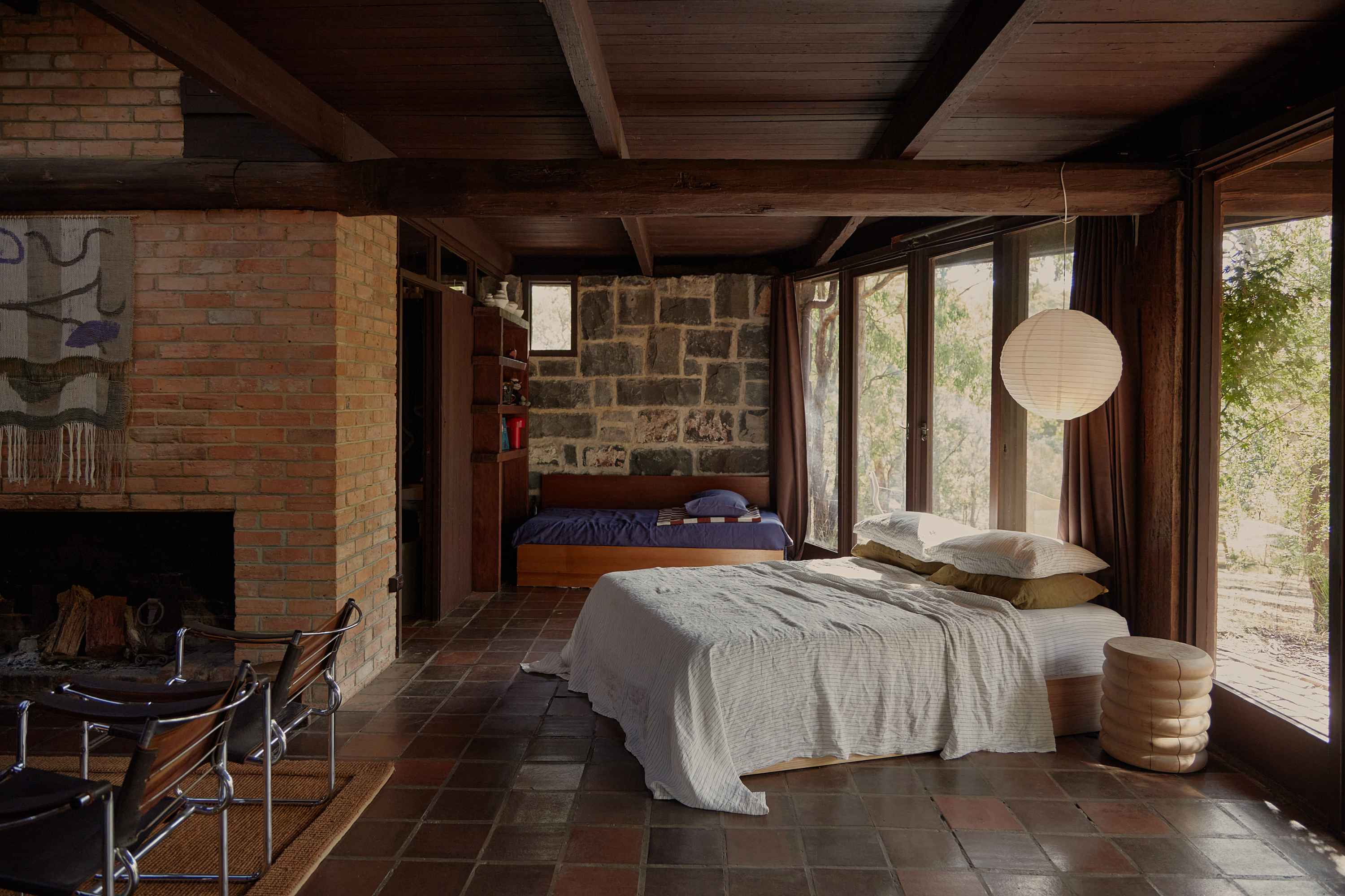 A Designer’s Studio Set Amongst Native Bushland | IN BED USA