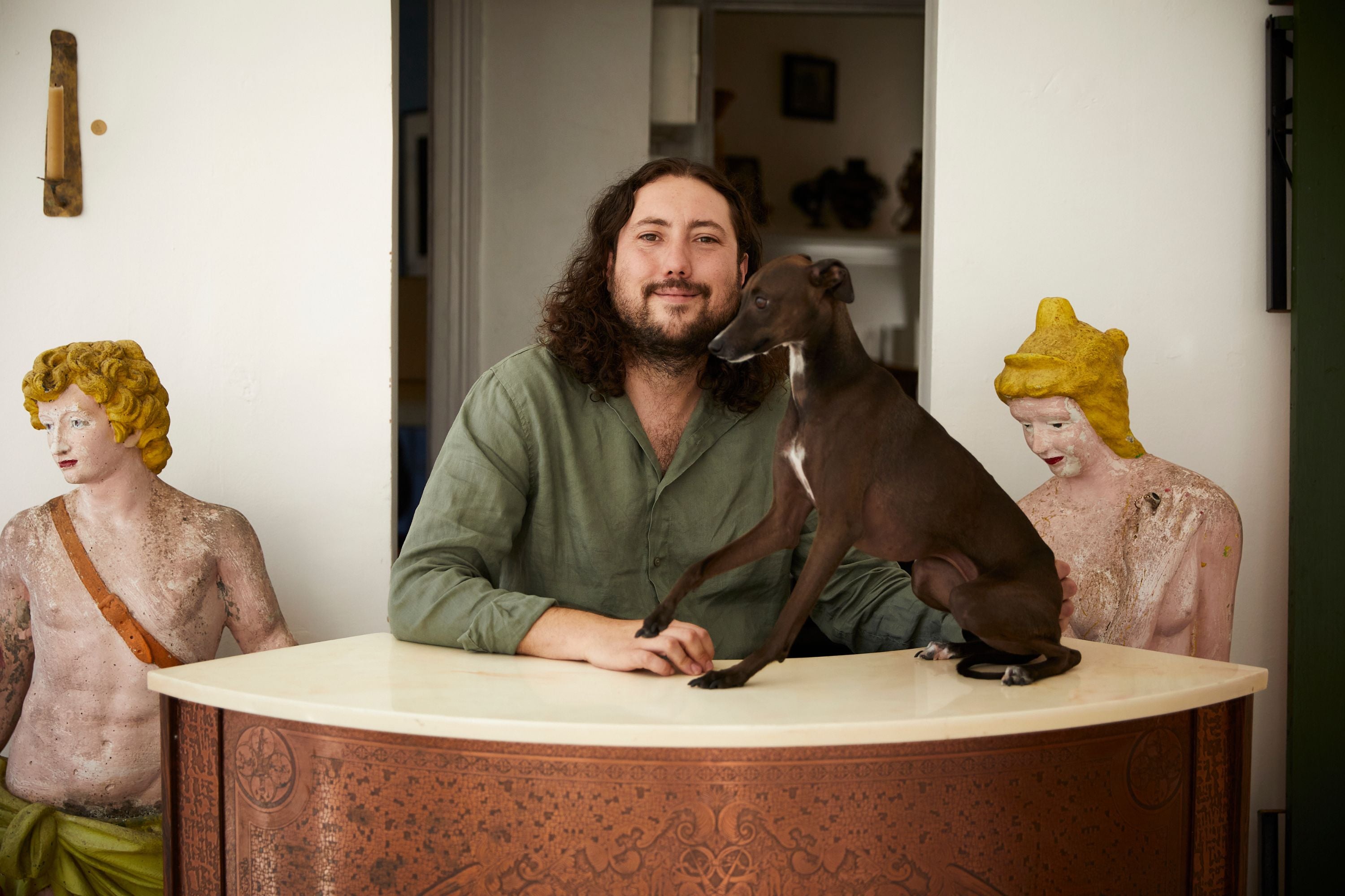 Behind the doors of Ma House with Ben Mooney | IN BED USA