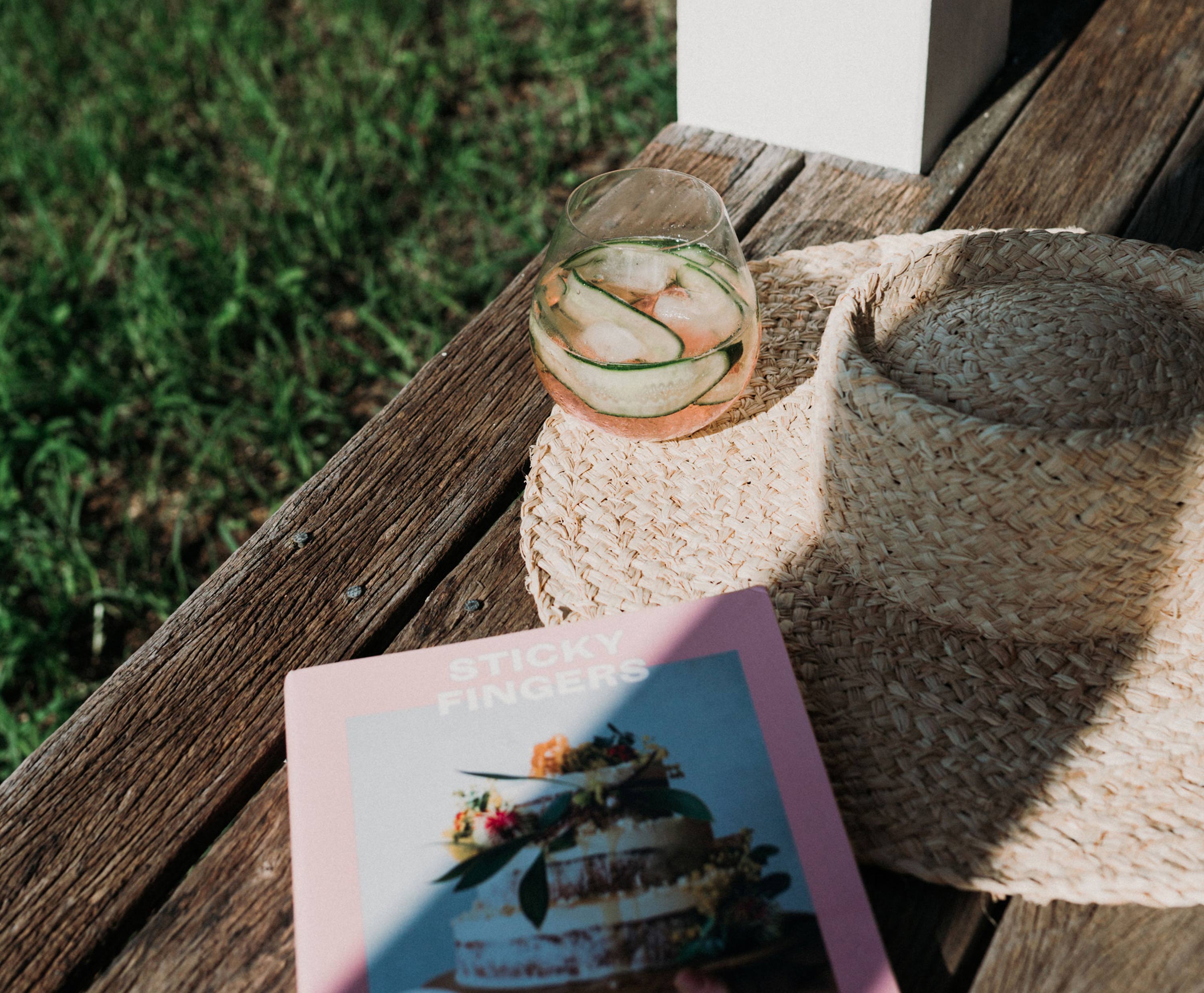 Summer Reading, with Hannah-Rose Yee | IN BED USA
