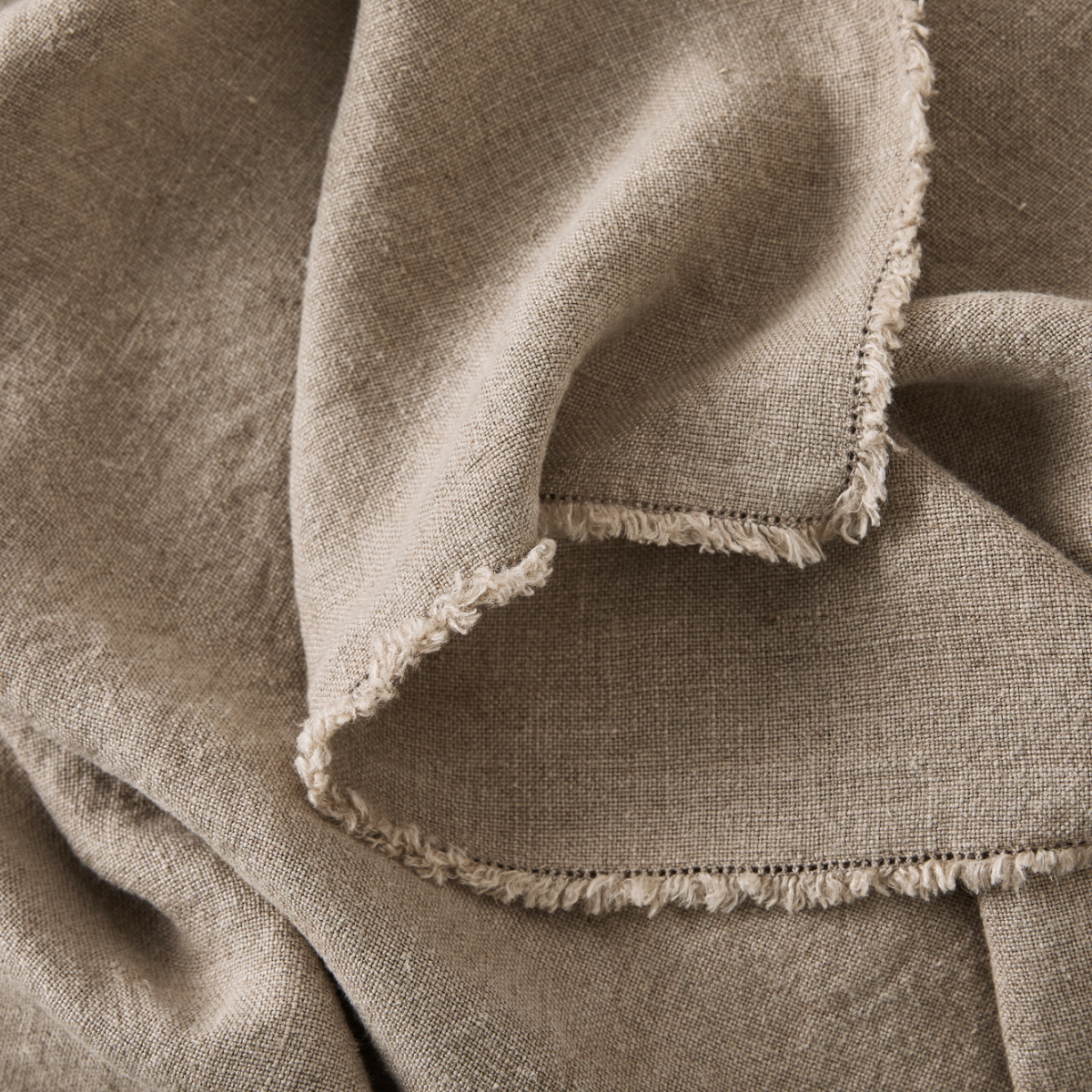 Standard Heavy Linen Bed Cover in Natural | IN BED USA