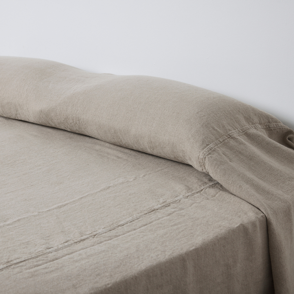 Oversized Heavy Linen Bed Cover in Natural | IN BED USA